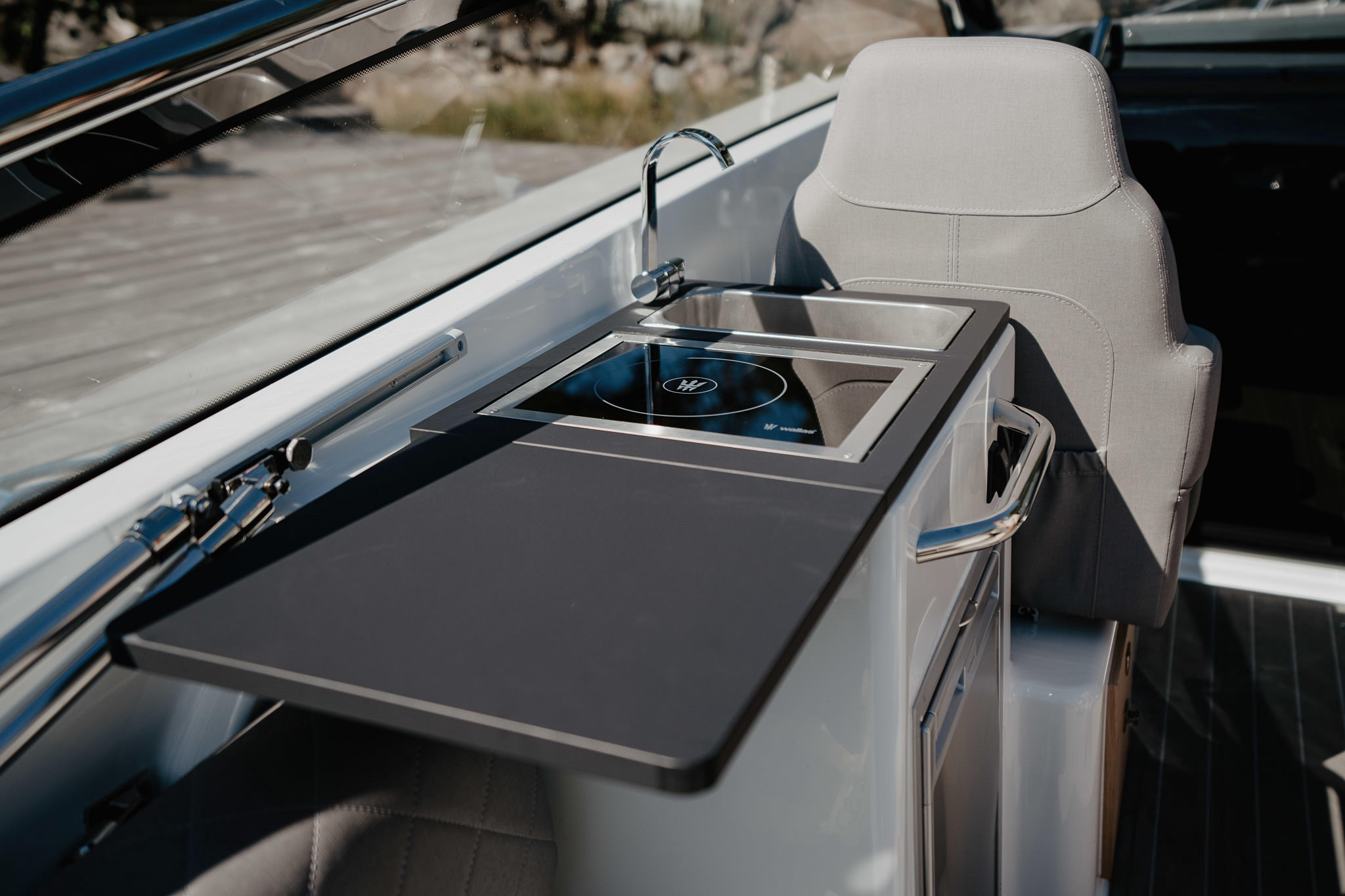 Yamarin Motorboats | Yamarin 88 Day Cruiser